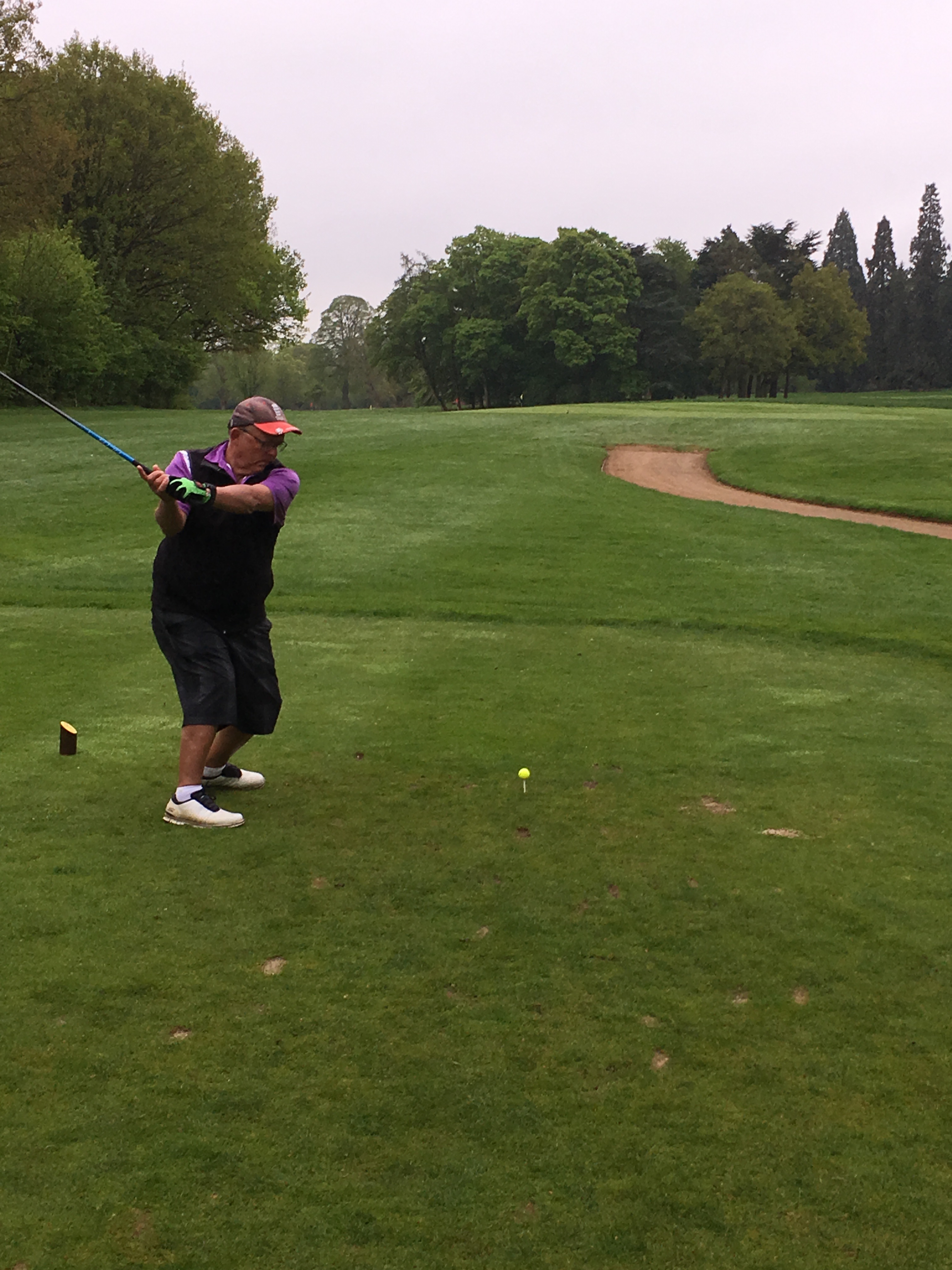 Ian tee off 1 – Spiffy Smiffy